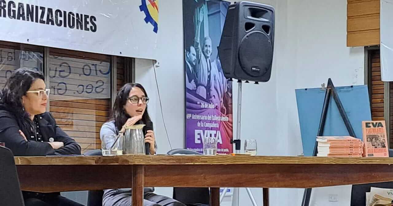 Julia Rosemberg presentó ayer en Pergamino su libro sobre la vida de ...