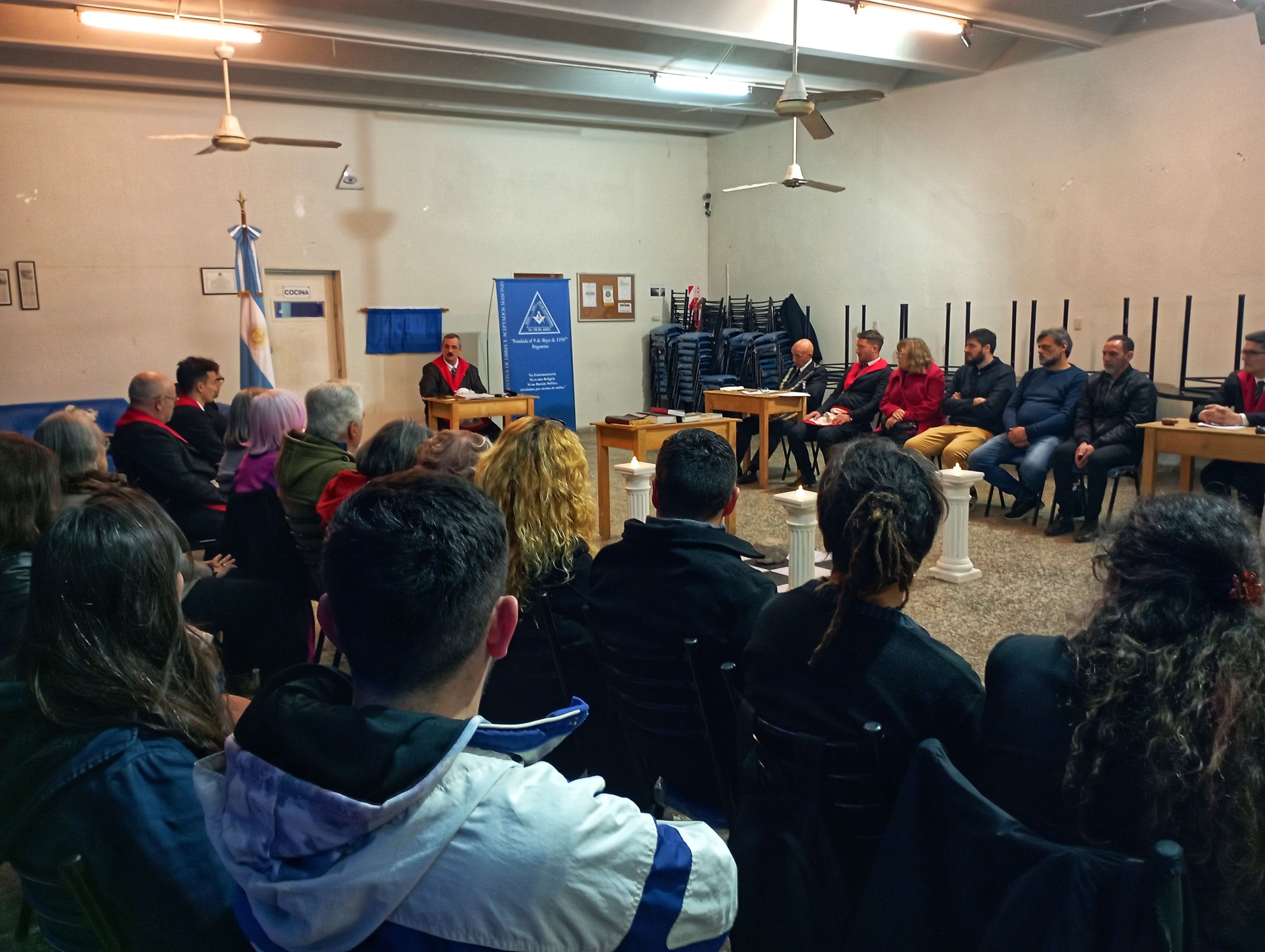 Los masones abrieron su logia a la comunidad de Pergamino • Diario Núcleo