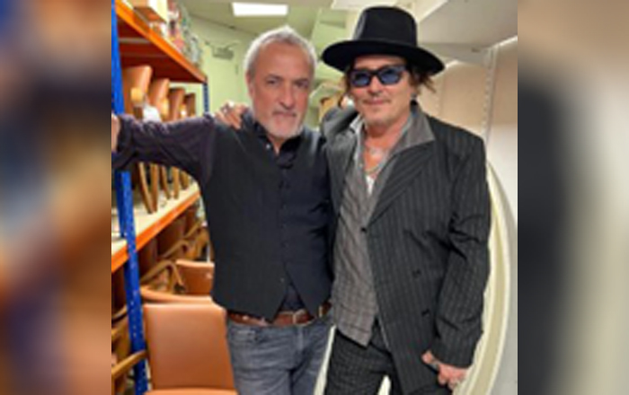 Johnny Depp llegó a la Argentina • Diario Núcleo