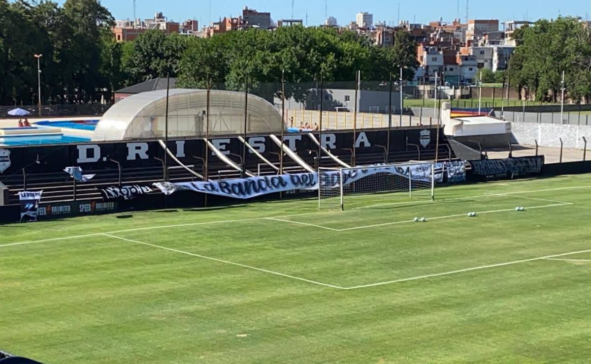Riestra recibe a River • Diario Núcleo