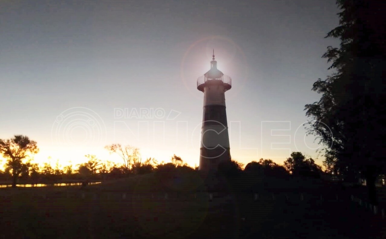 Historia del lago y el faro de Colón