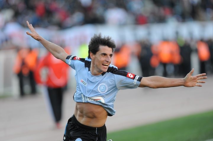 El colonense Farré presentó su autobiografía • Diario Núcleo