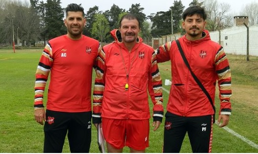 Gustavo Raggio fue presentado en Douglas Haig • Diario Núcleo